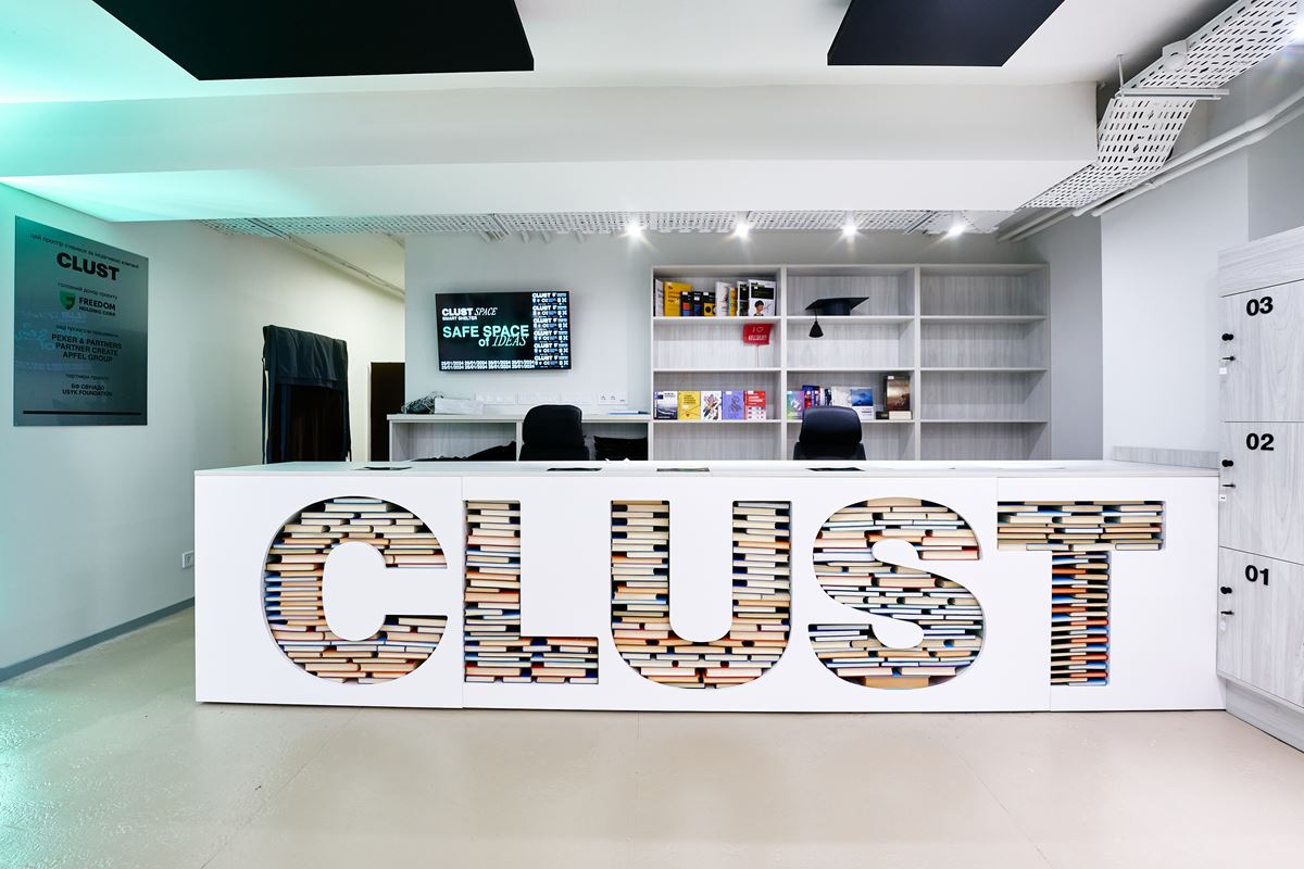 Der erste multifunktionale Smart Shelter für Studenten CLUST SPACE wurde in der Ukraine am KPI ...