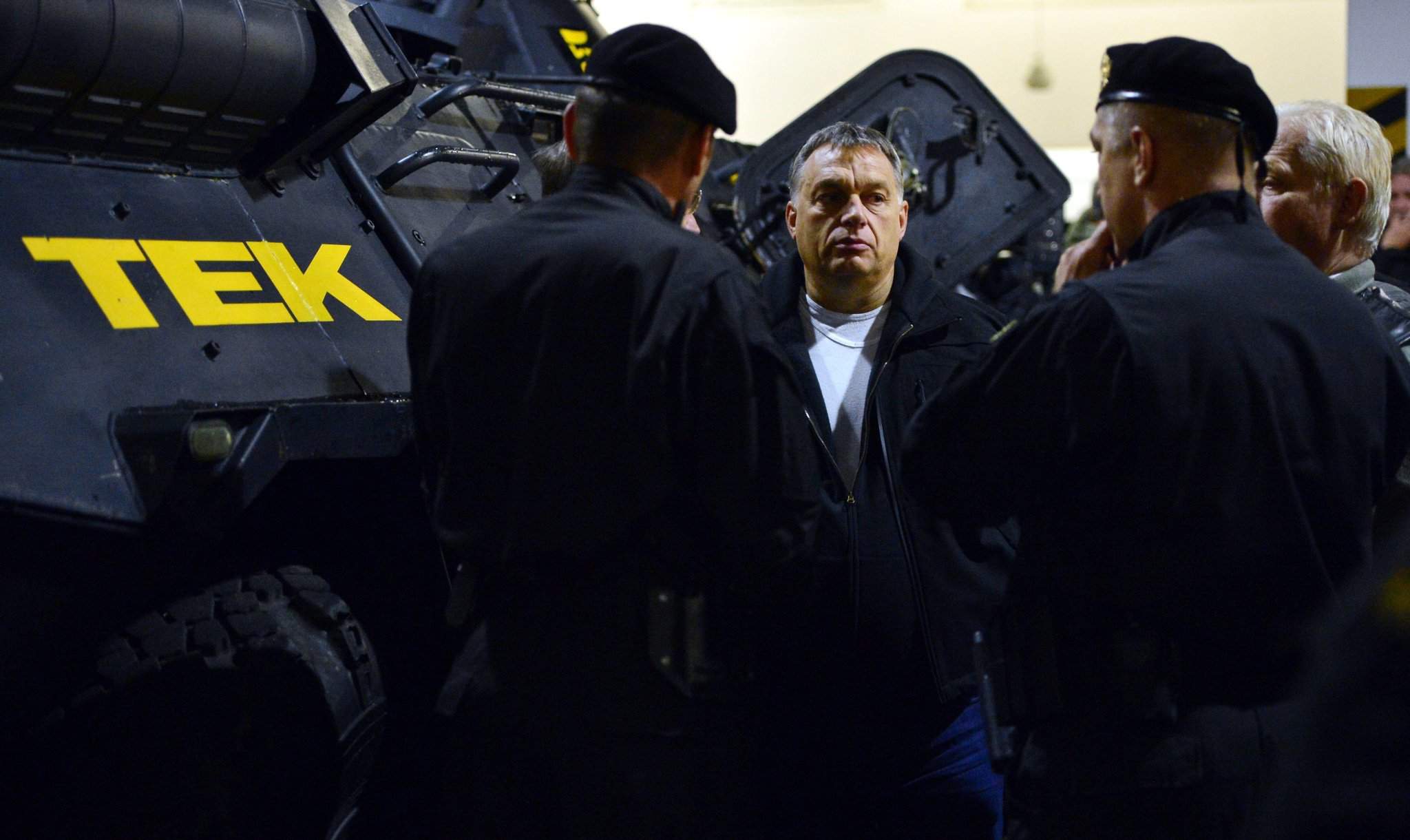 Orbán observes counter-terrorism exercise - Photos - Daily News Hungary