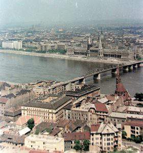 The forgotten bridge of Budapest