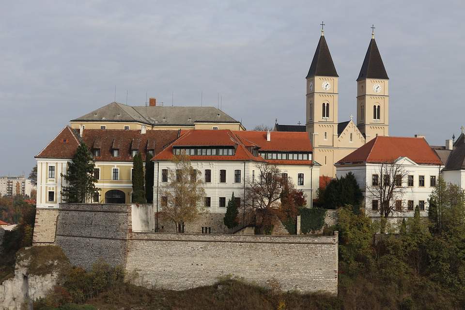 Hungarian city Veszprém becomes a UNESCO City of Music! - Daily News ...
