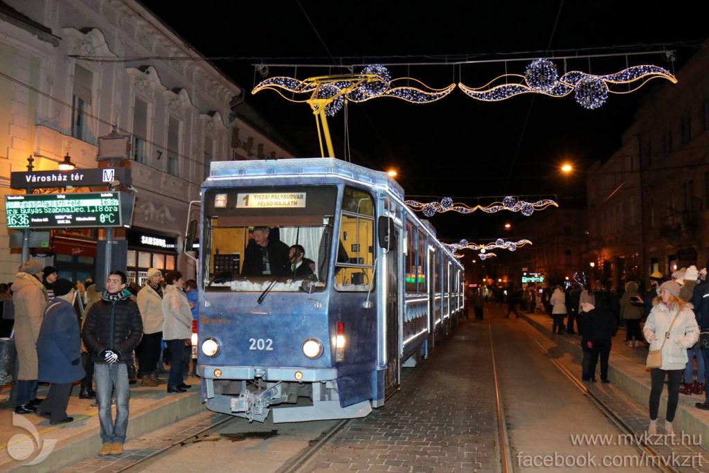 Hungary owns Europe’s most beautiful tram - Photo Gallery - Daily News ...