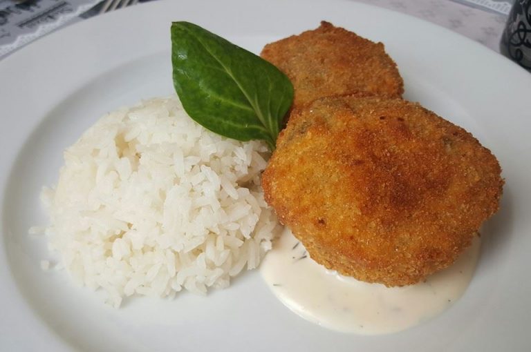 Five delicious Hungarian meals made with potatoes - Recipes - Daily ...
