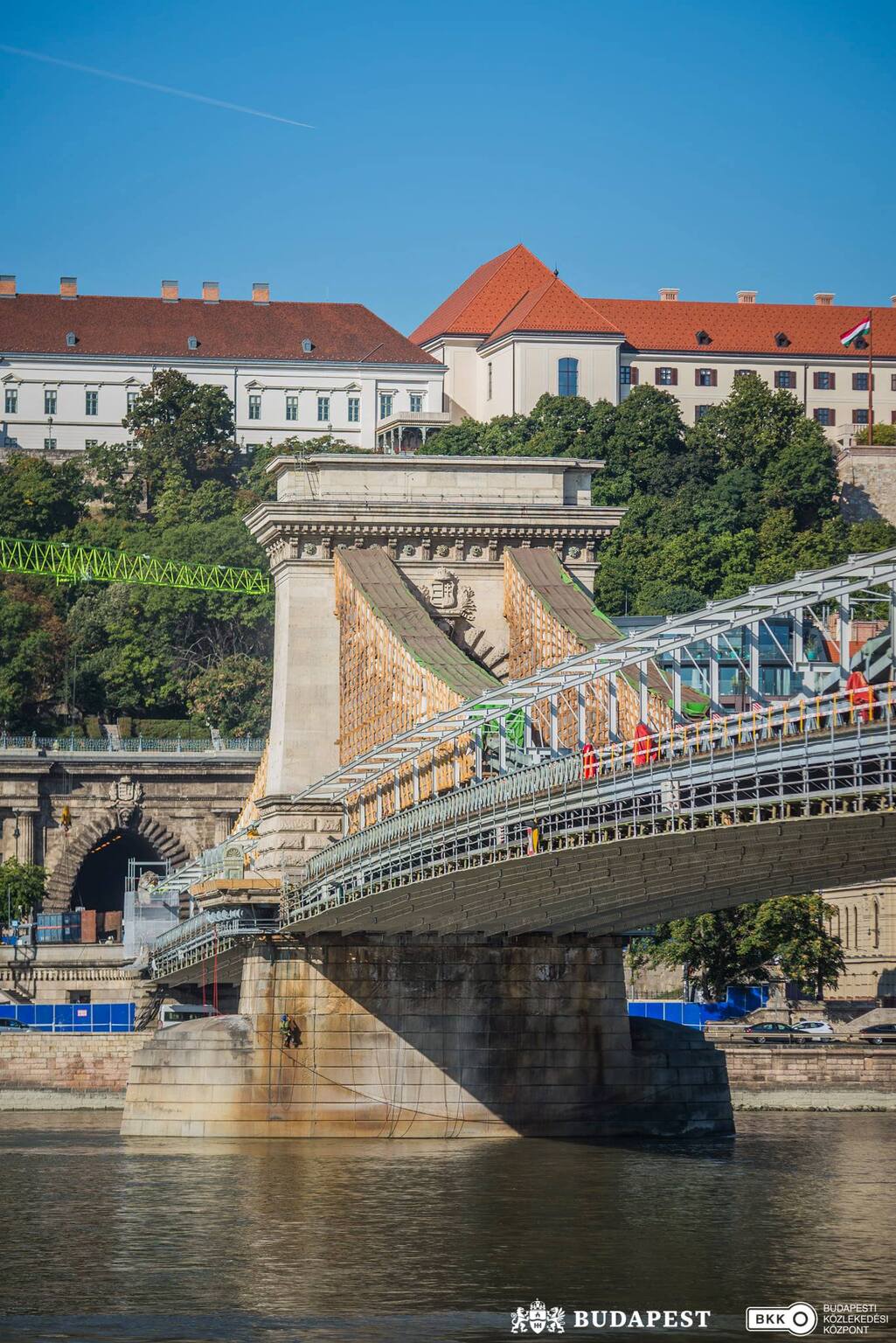 Here is how Budapest's iconic Chain Bridge will look after the revamp ...