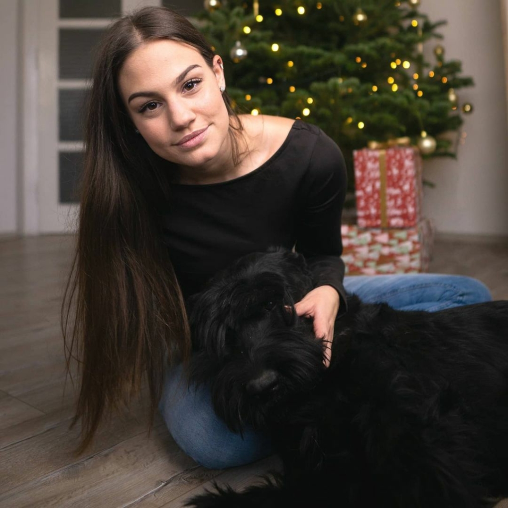 This Hungarian beauty can become the world's most beautiful - PHOTOS ...