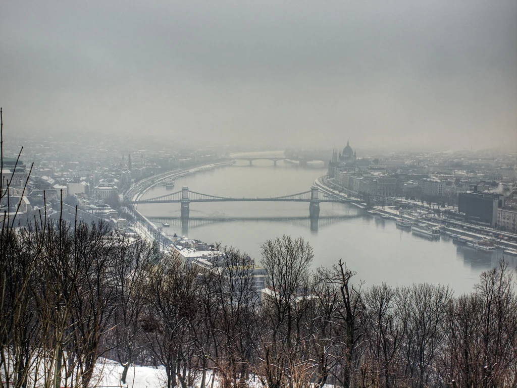 PHOTOS: this winter's first snowfall in Hungary - UPDATED - Daily News ...