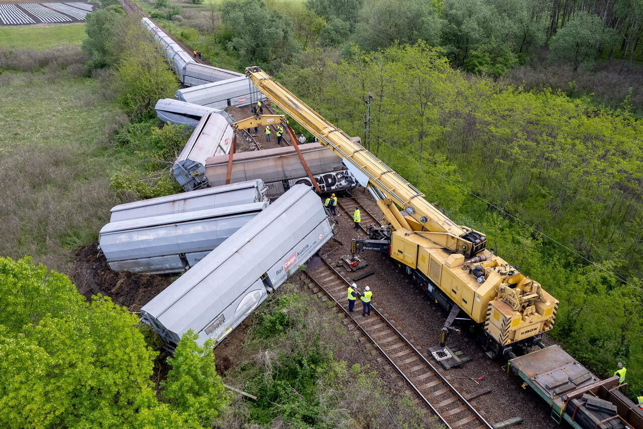 Shocking PHOTOS: Railway accident in Hungary - Daily News Hungary