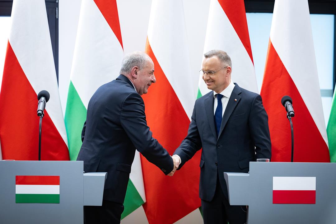 Here is the new Hungarian President's first foreign visit: he called ...