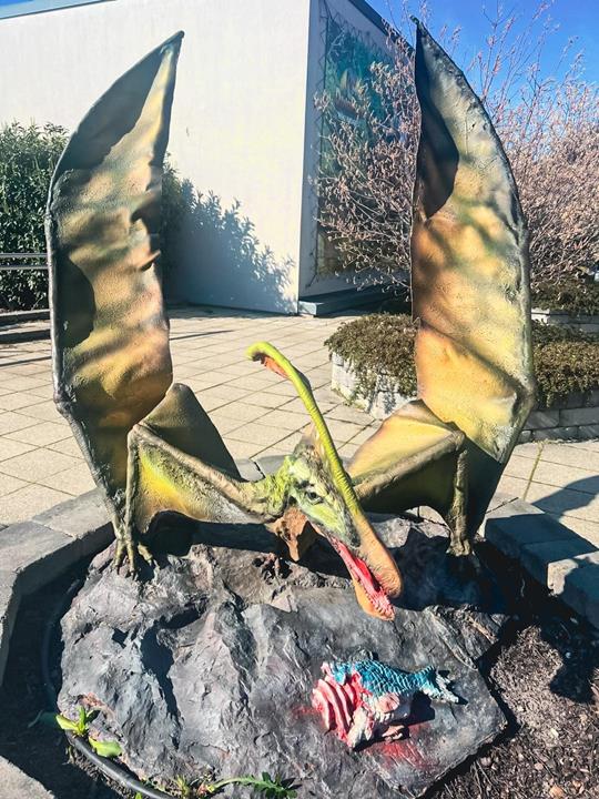 EXCLUSIVE PHOTOS: Budapest's unique dinosaur park reopened on mall ...