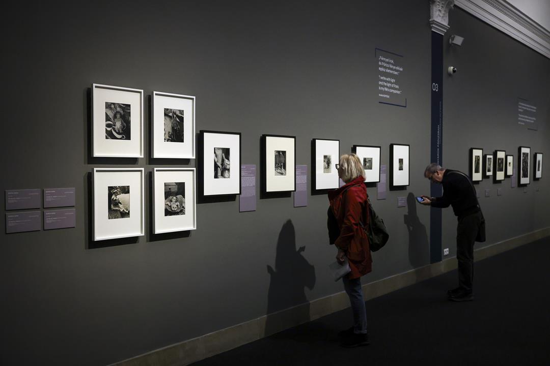 The photo exhibition of the year opens in Budapest Museum of Fine Arts ...